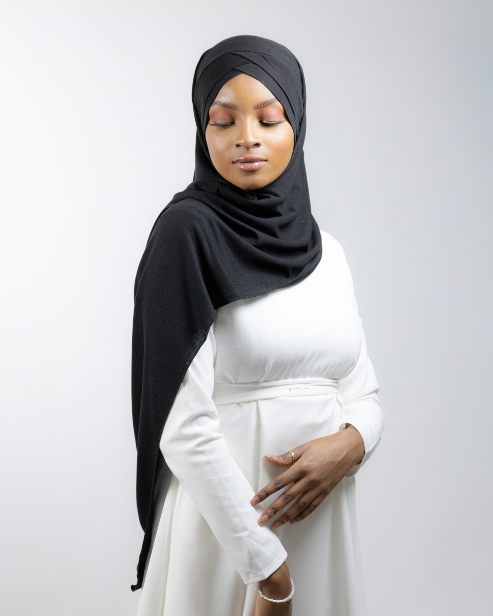 Knit instant hijab for winter